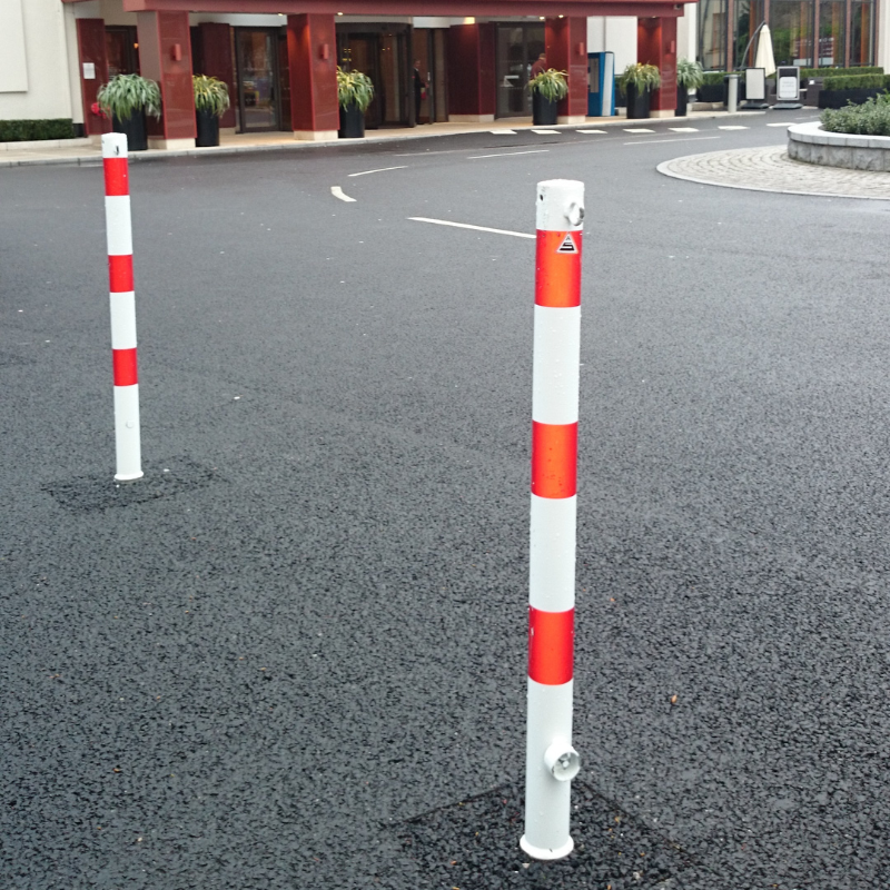 Navan Removable Bollard with Chain Eyes | Pittman