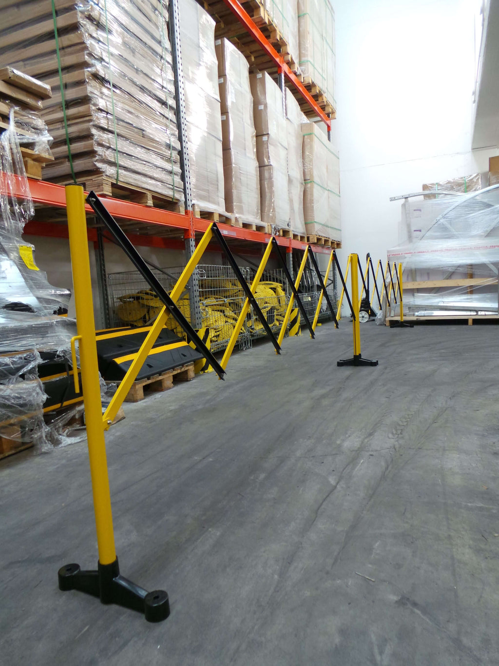 Aluminium Expandable Barrier | Pittman