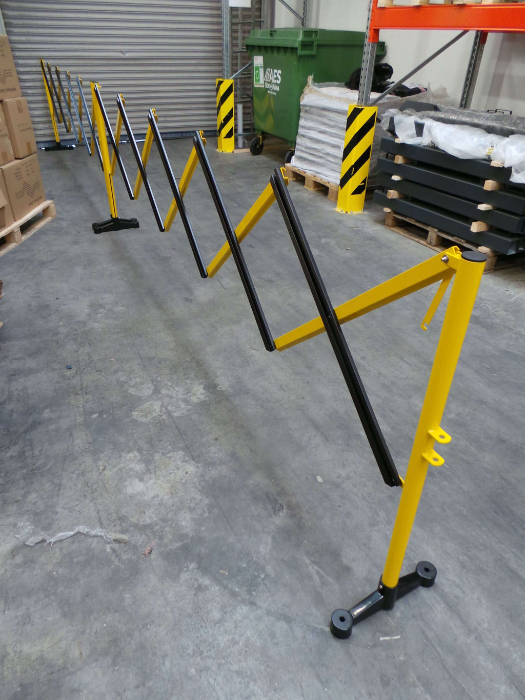 Aluminium Expandable Barrier | Pittman