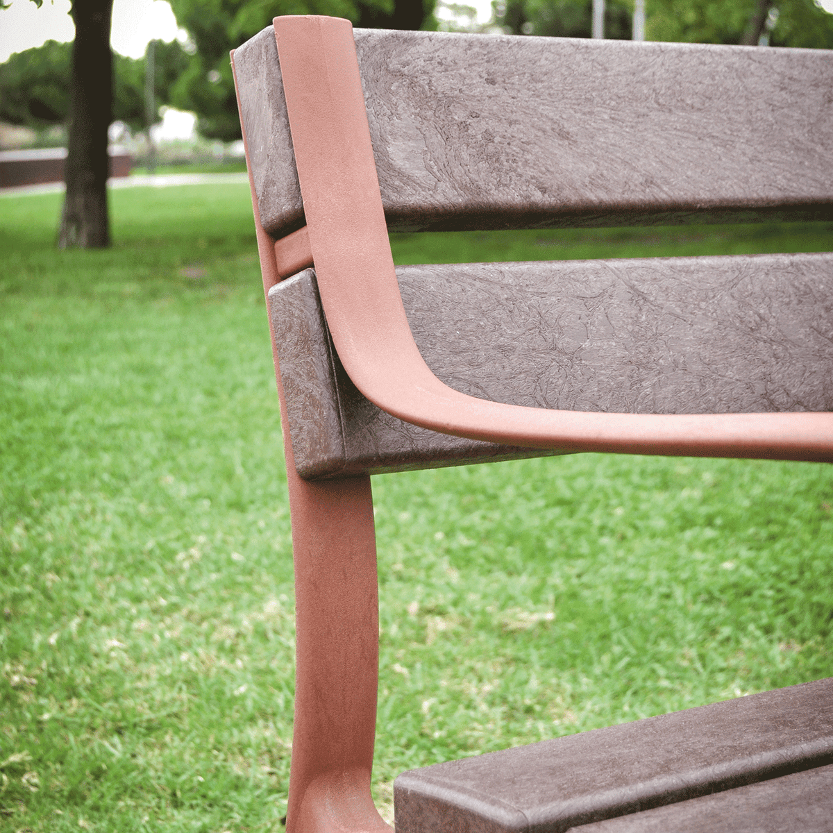 Benito Citizen Eco Recycled Park Bench | Pittman