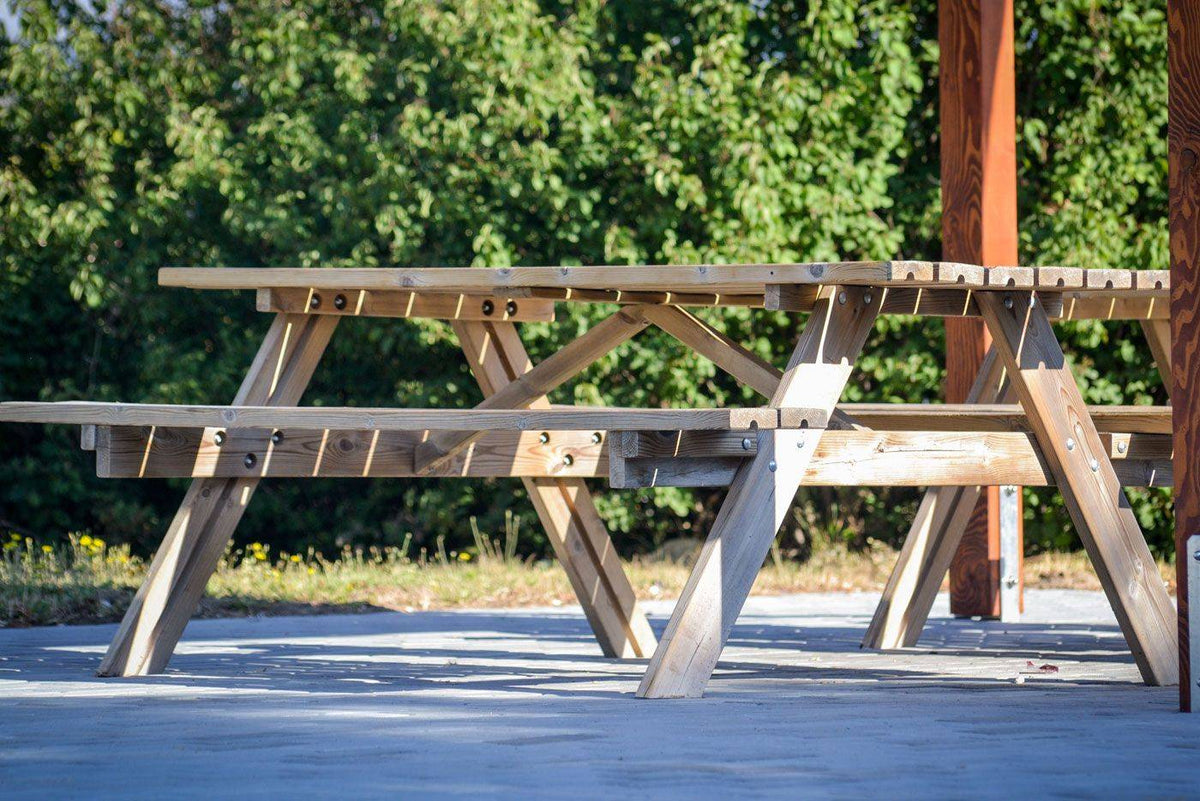 Benito Piknik Picnic Table | Pittman
