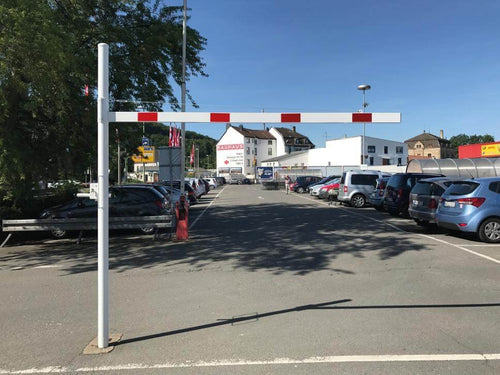 Autobahn Height Restriction Barrier